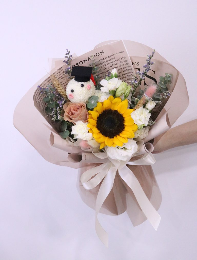 Graduation Bouquet – 35 – Wish Flowers